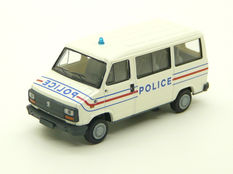 Peugeot J5 POLICE Echelle HO 1/87 ème | Miniature Peugeot - BOIS MODÉLISME
